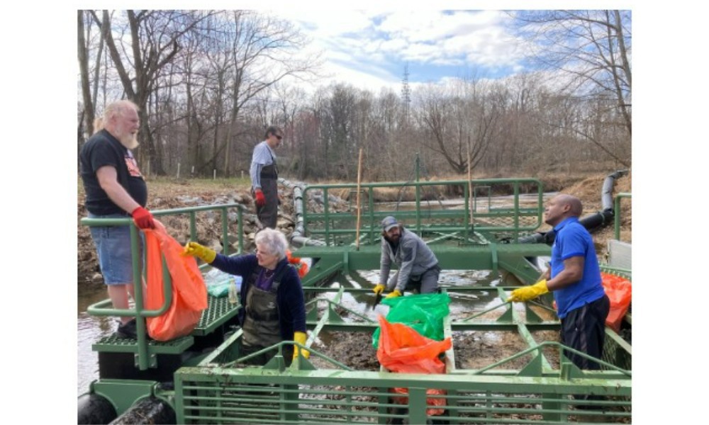 Help Clean PW County's Floating Trash Trap Machine - JustServe