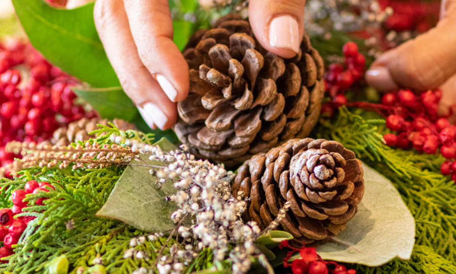 Create Christmas Centerpieces for Hospice Patients - JustServe