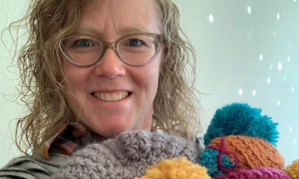 Donate Handmade Hats, Scarves, and Shawls (knit, - JustServe