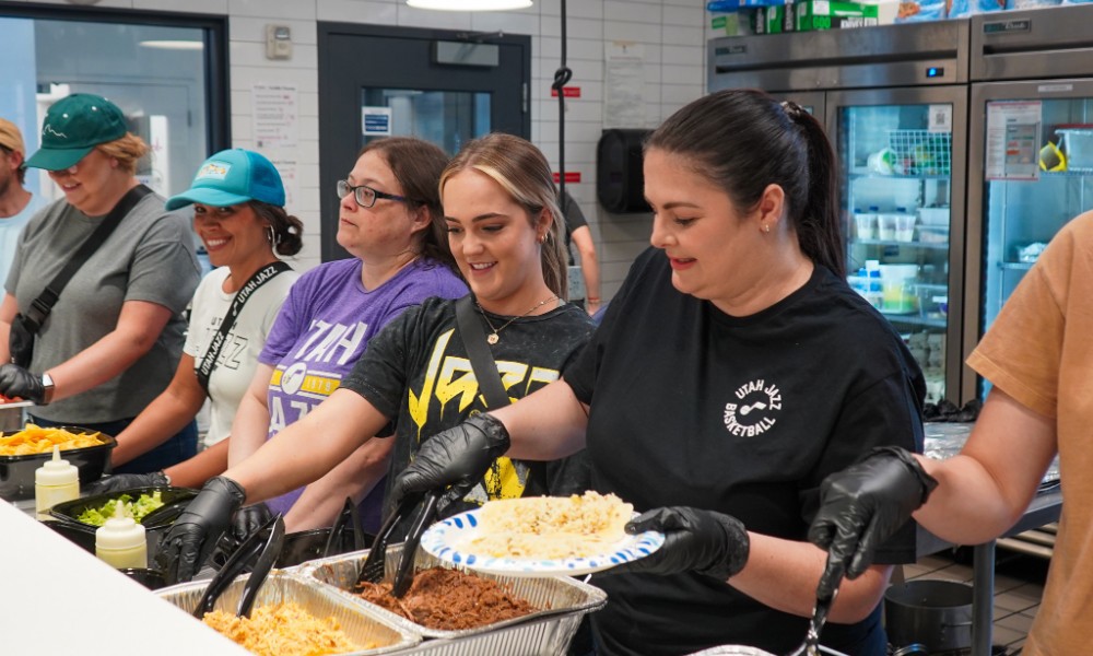 Help Feed Homeless Youth by Providing a Meal - JustServe